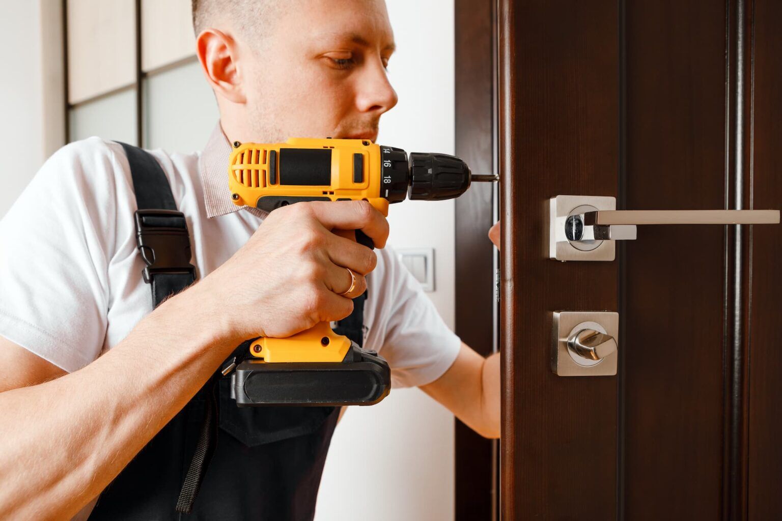 24 Hour Emergency Locksmith NYC | Mr. Locks — Available Now